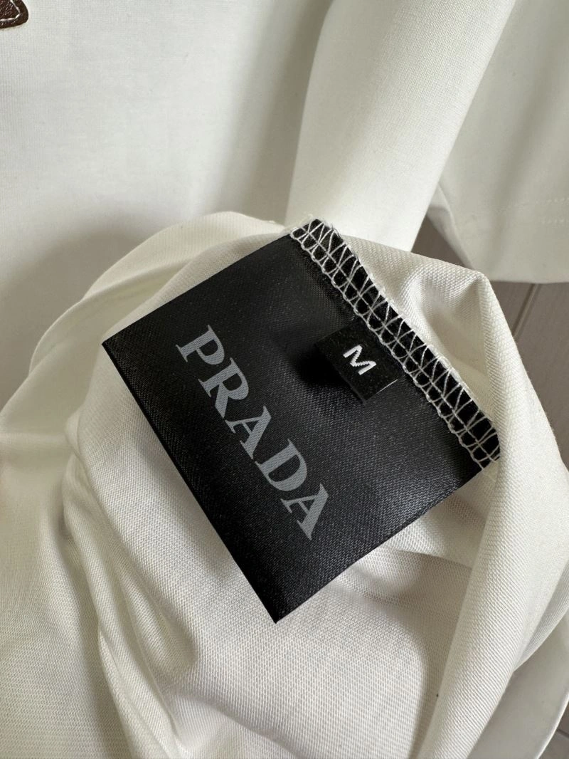 Factory-made Prada T-Shirts