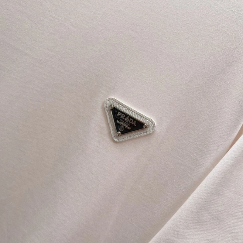 Accurate model Prada T-Shirts