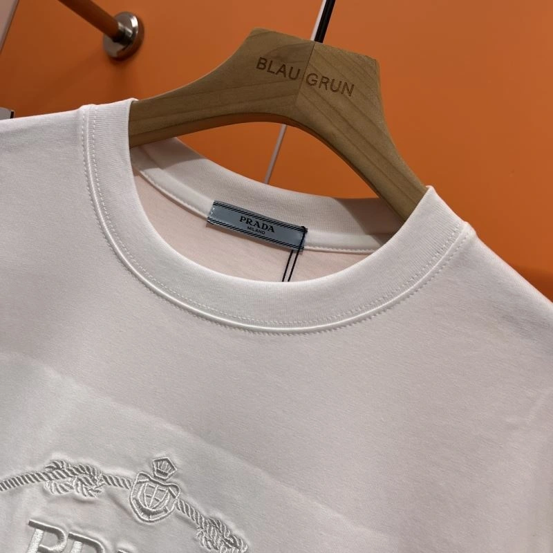 Cut-rate Prada T-Shirts