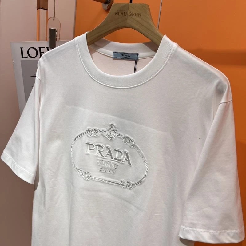 Cut-rate Prada T-Shirts