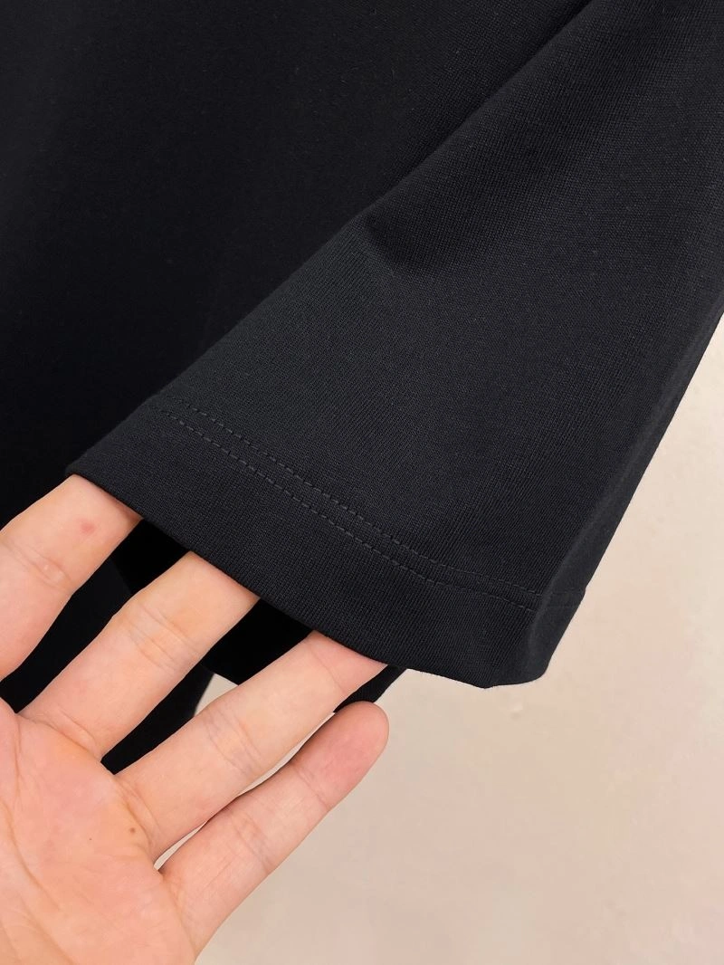Inexpensive Prada T-Shirts