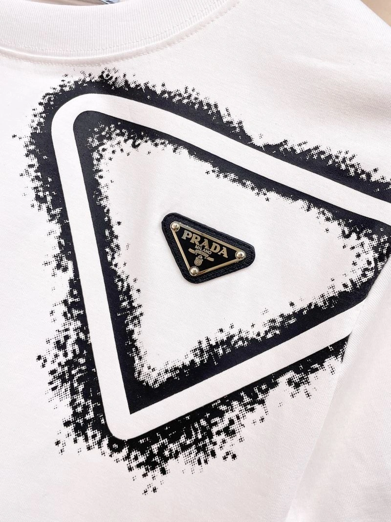 Original Prada T-Shirts