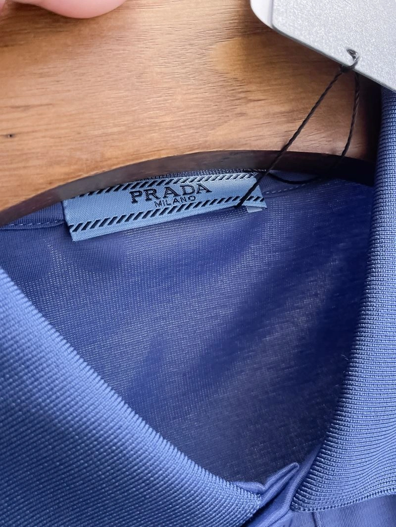 Factory-made Prada T-Shirts
