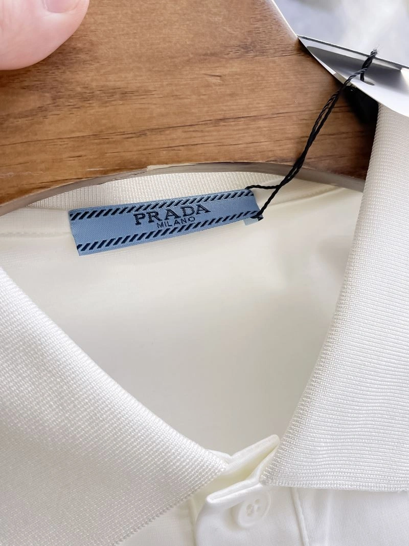 Factory-made Prada T-Shirts
