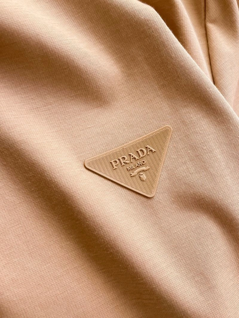 Factory-made Prada T-Shirts