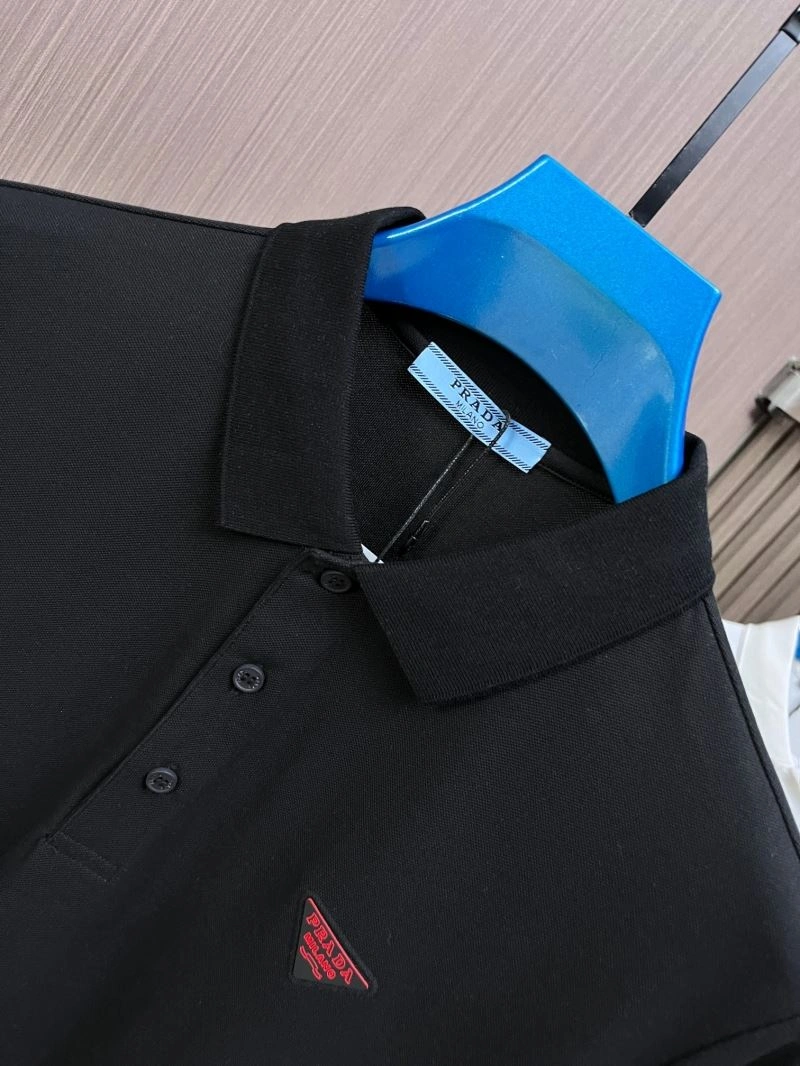Low-cost Prada T-Shirts