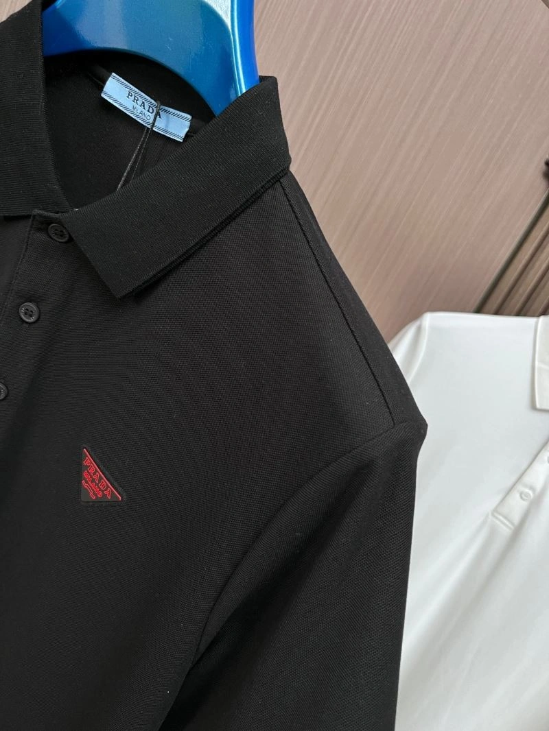 Low-cost Prada T-Shirts