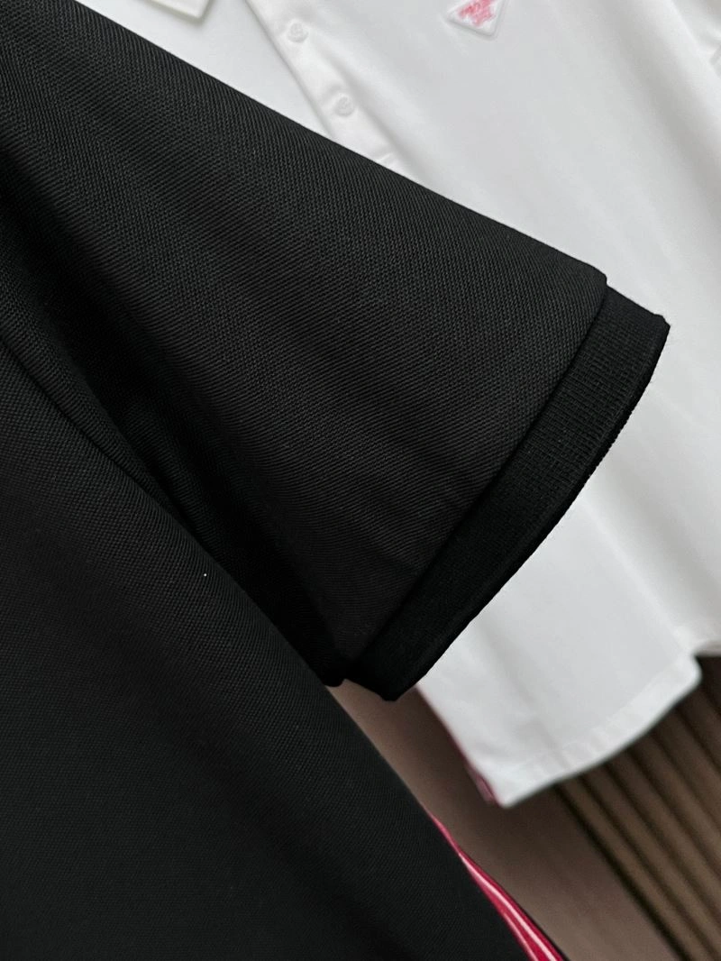 Low-cost Prada T-Shirts