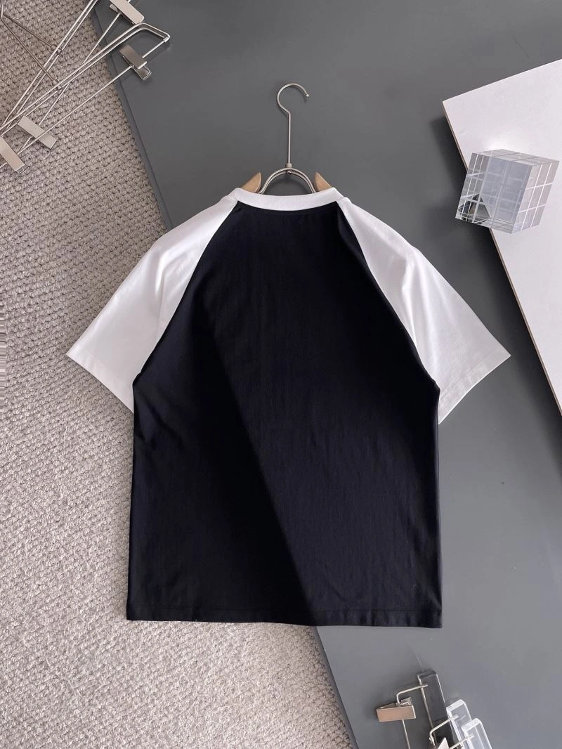 Factory-made Prada T-Shirts
