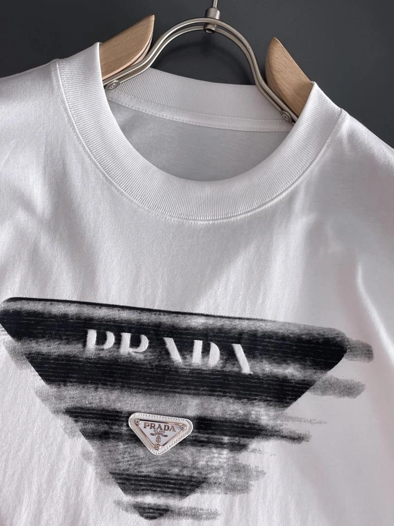 Bargain Prada T-Shirts