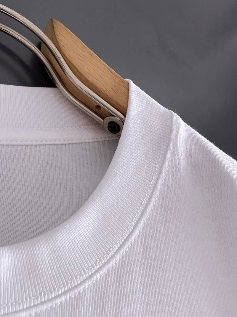 Accurate model Prada T-Shirts