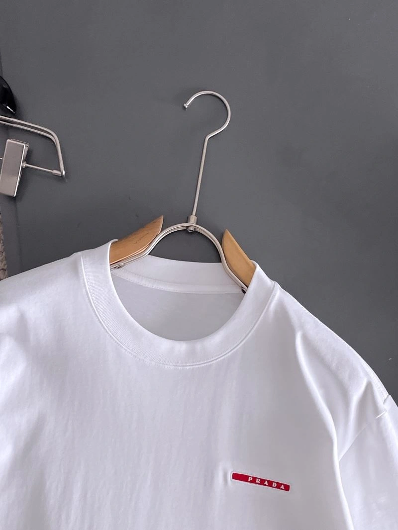 Accurate model Prada T-Shirts