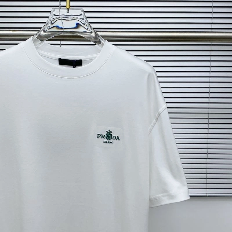 Inexpensive Prada T-Shirts