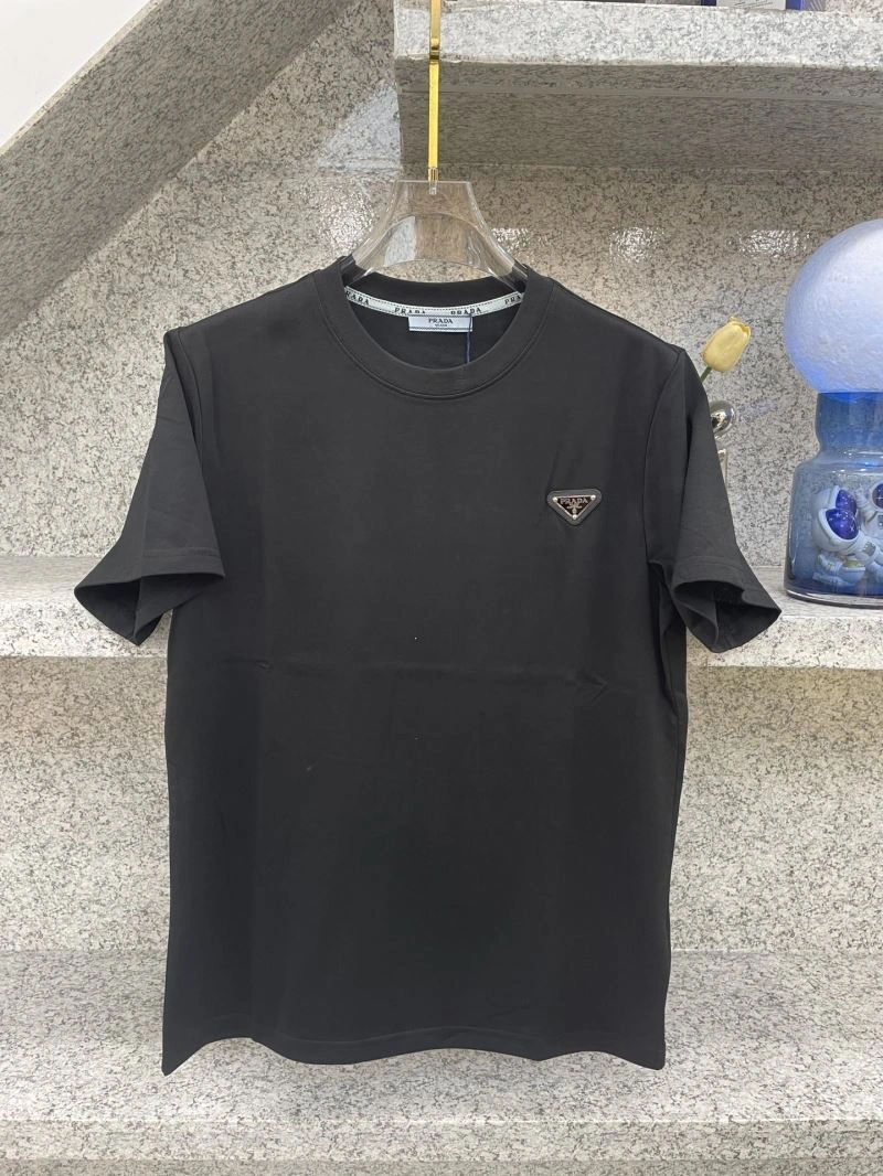 Low-cost Prada T-Shirts
