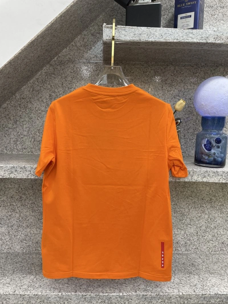 High fidelity Prada T-Shirts