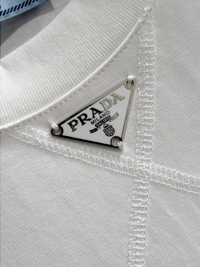 Inexpensive Prada T-Shirts