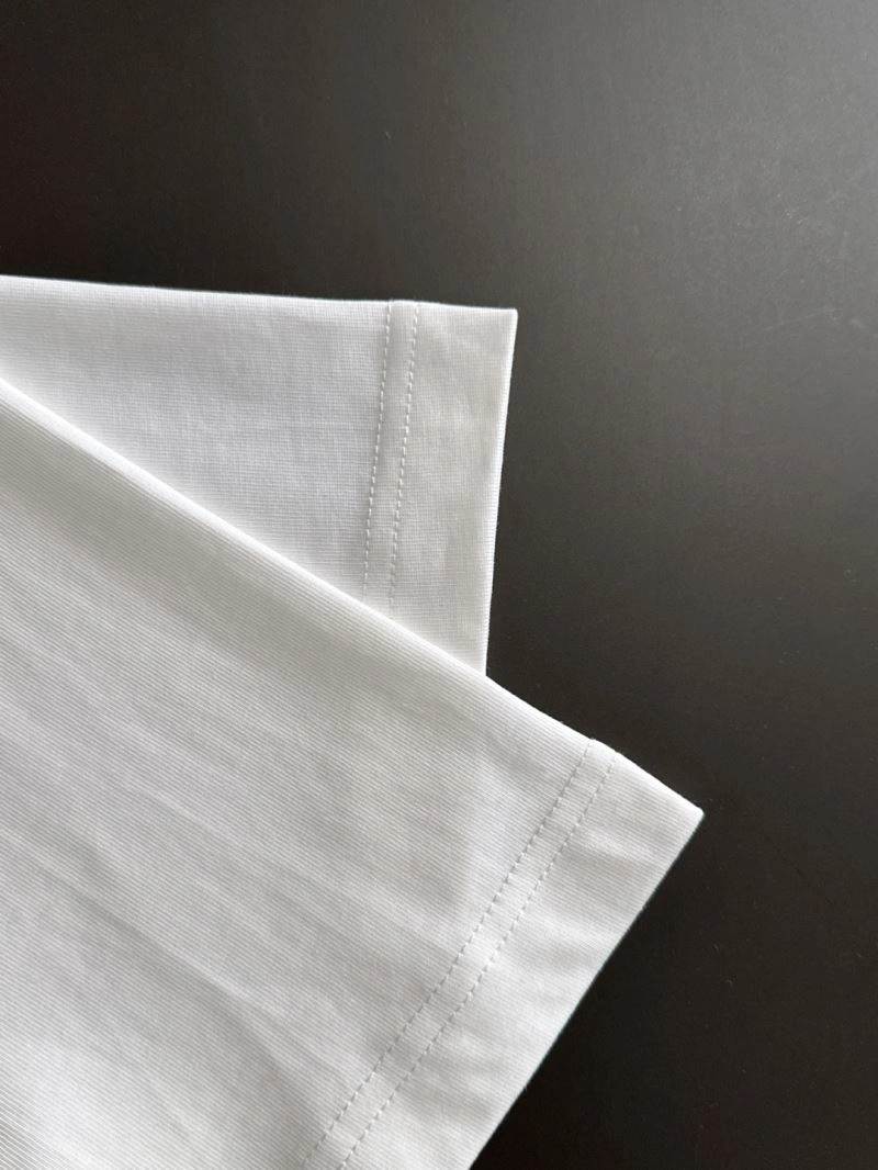 Inexpensive Prada T-Shirts