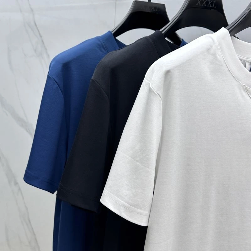 Inexpensive Prada T-Shirts