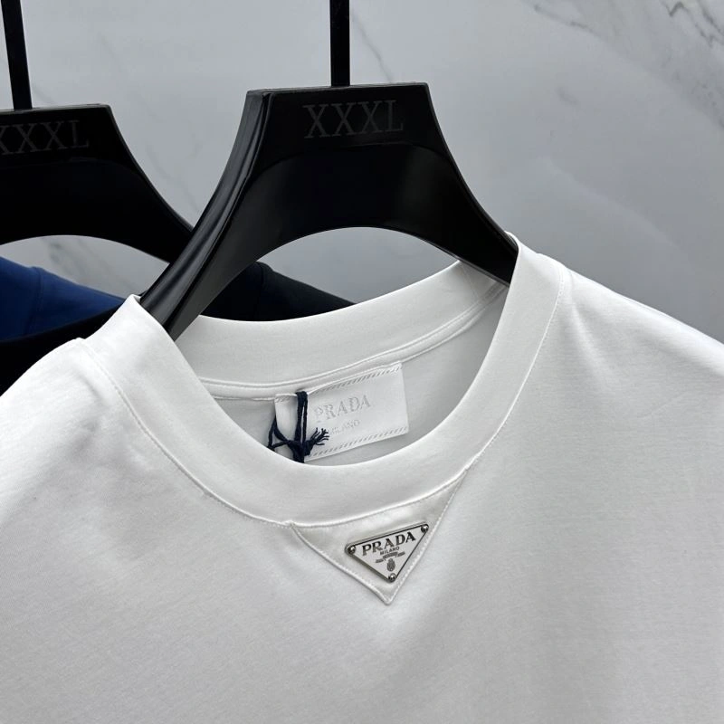 Inexpensive Prada T-Shirts