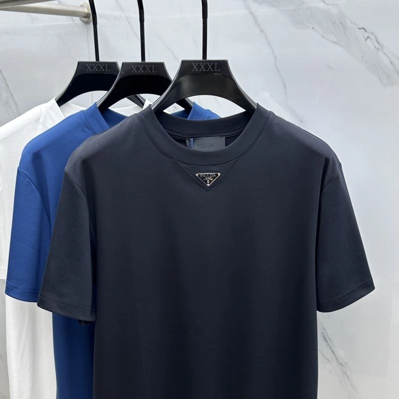 Low-cost Prada T-Shirts
