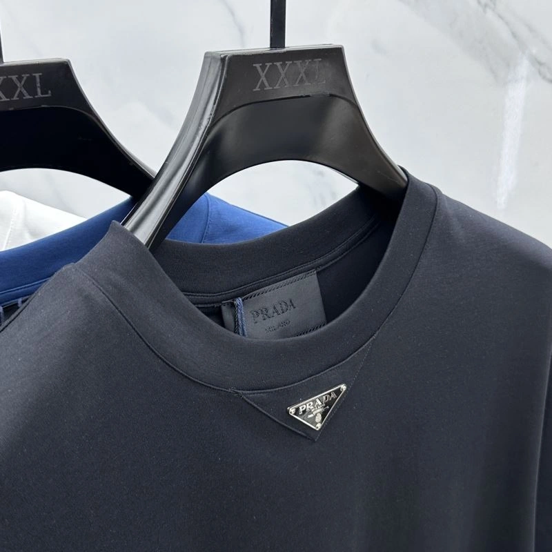 Low-cost Prada T-Shirts