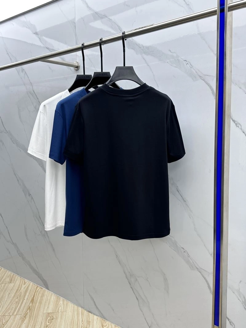 Low-cost Prada T-Shirts