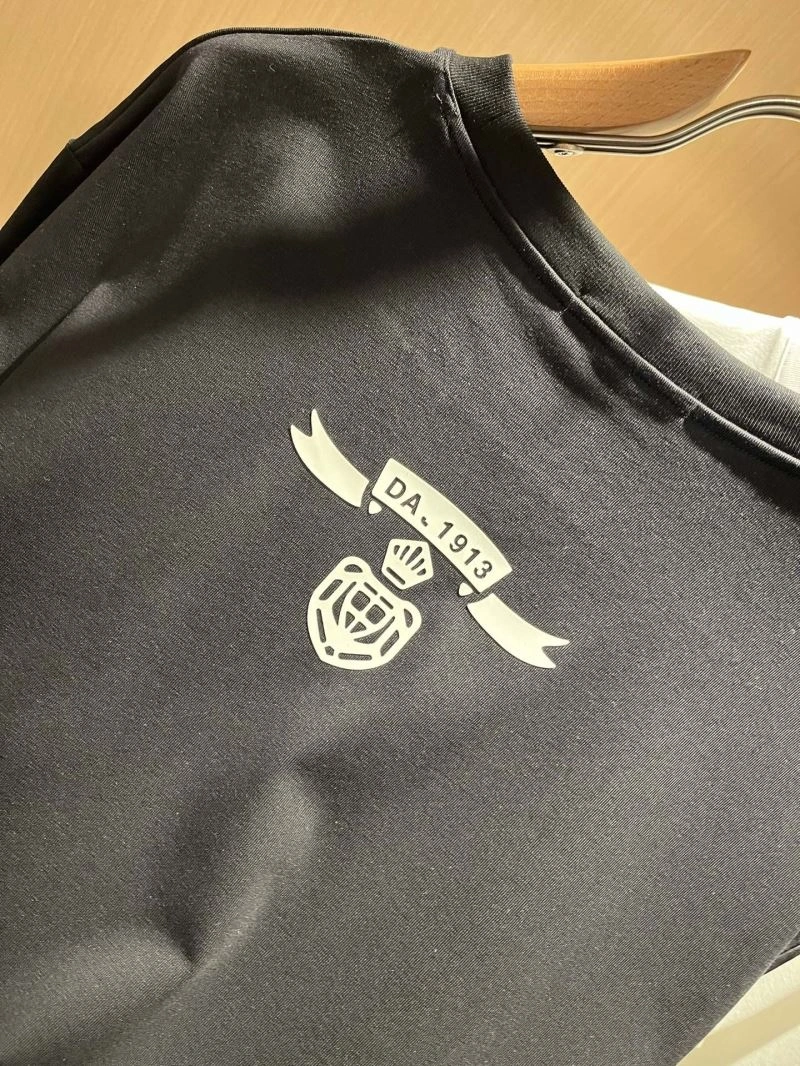 Cut-rate Prada T-Shirts