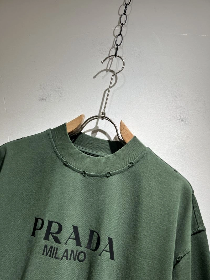 Low-cost Prada T-Shirts