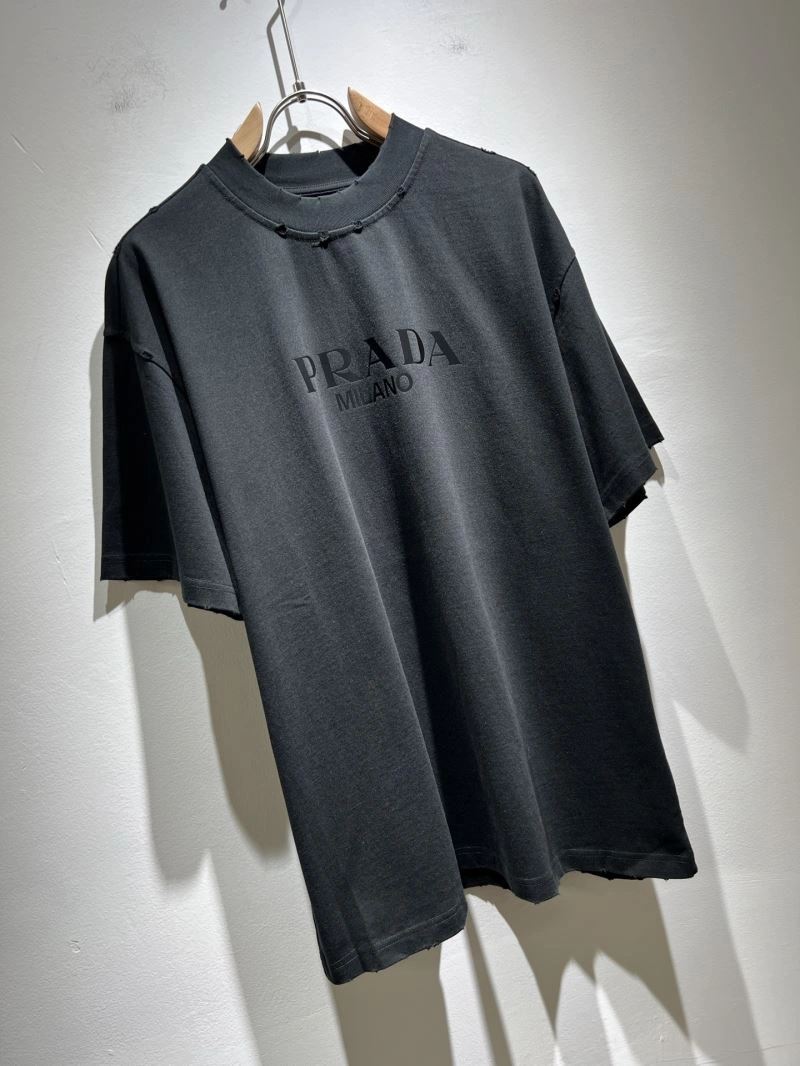 Bargain Prada T-Shirts