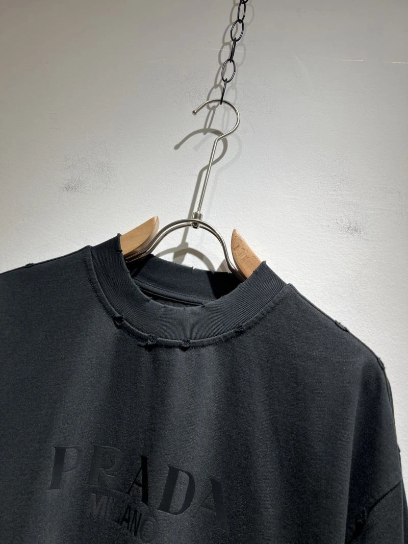 Bargain Prada T-Shirts