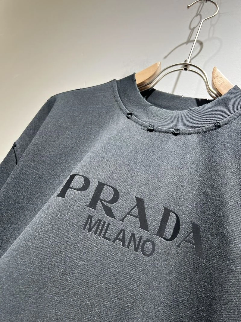 Bargain Prada T-Shirts