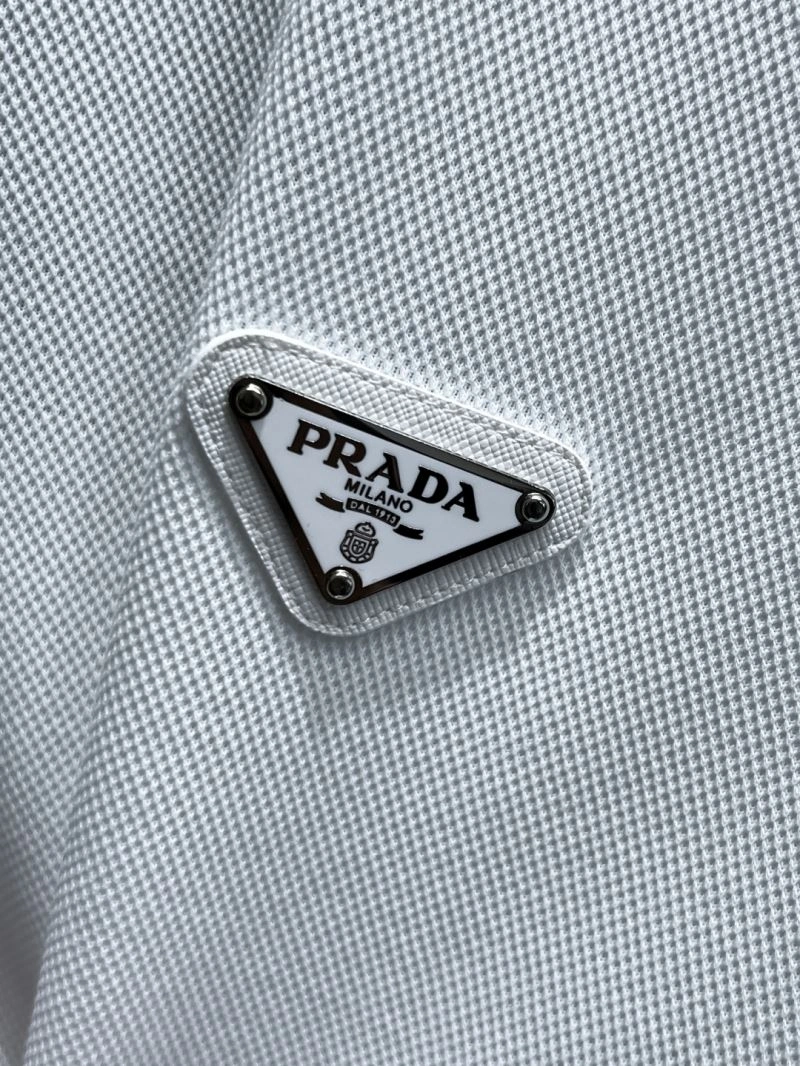 Factory-made Prada T-Shirts