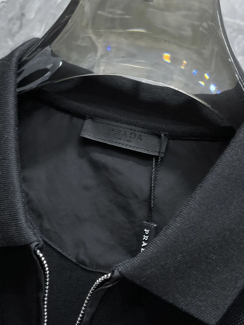 Inexpensive Prada T-Shirts