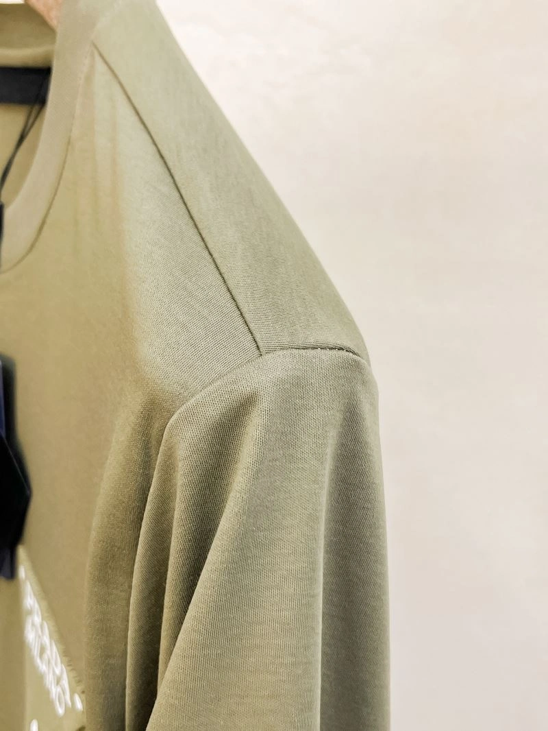 Cut-rate Prada T-Shirts
