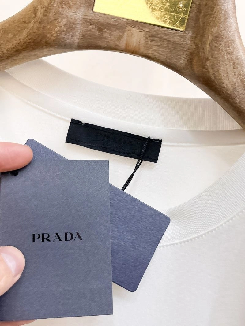 Affordable Prada T-Shirts