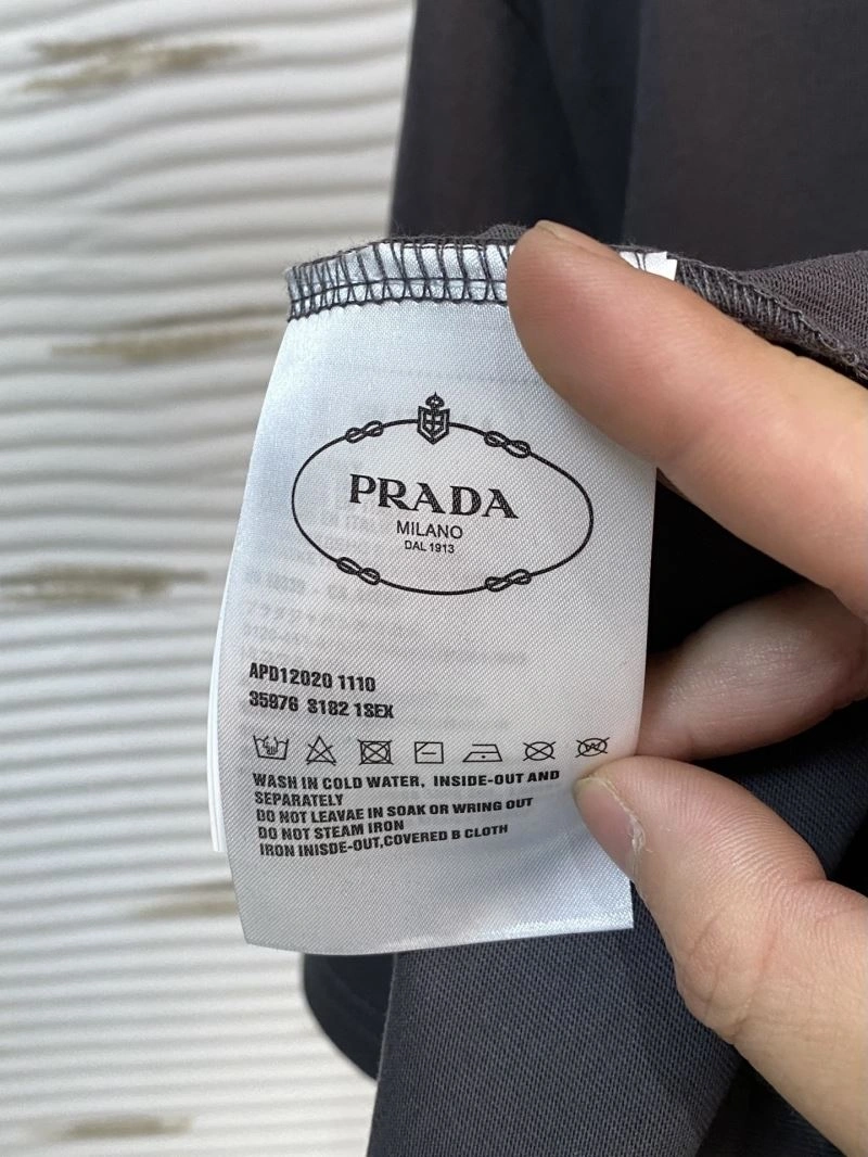 Affordable Prada T-Shirts