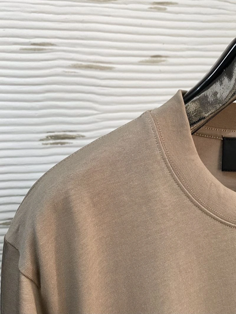 Cut-rate Prada T-Shirts