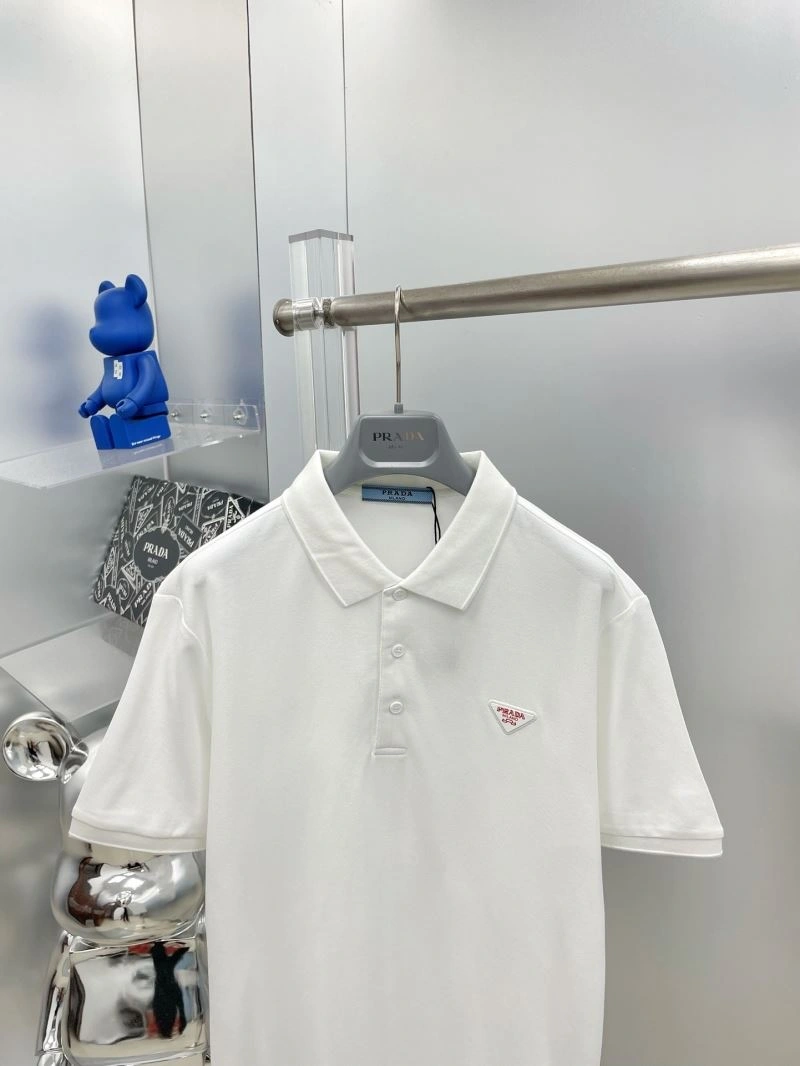 Factory-made Prada T-Shirts