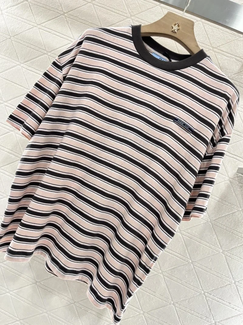 Cut-rate Prada T-Shirts