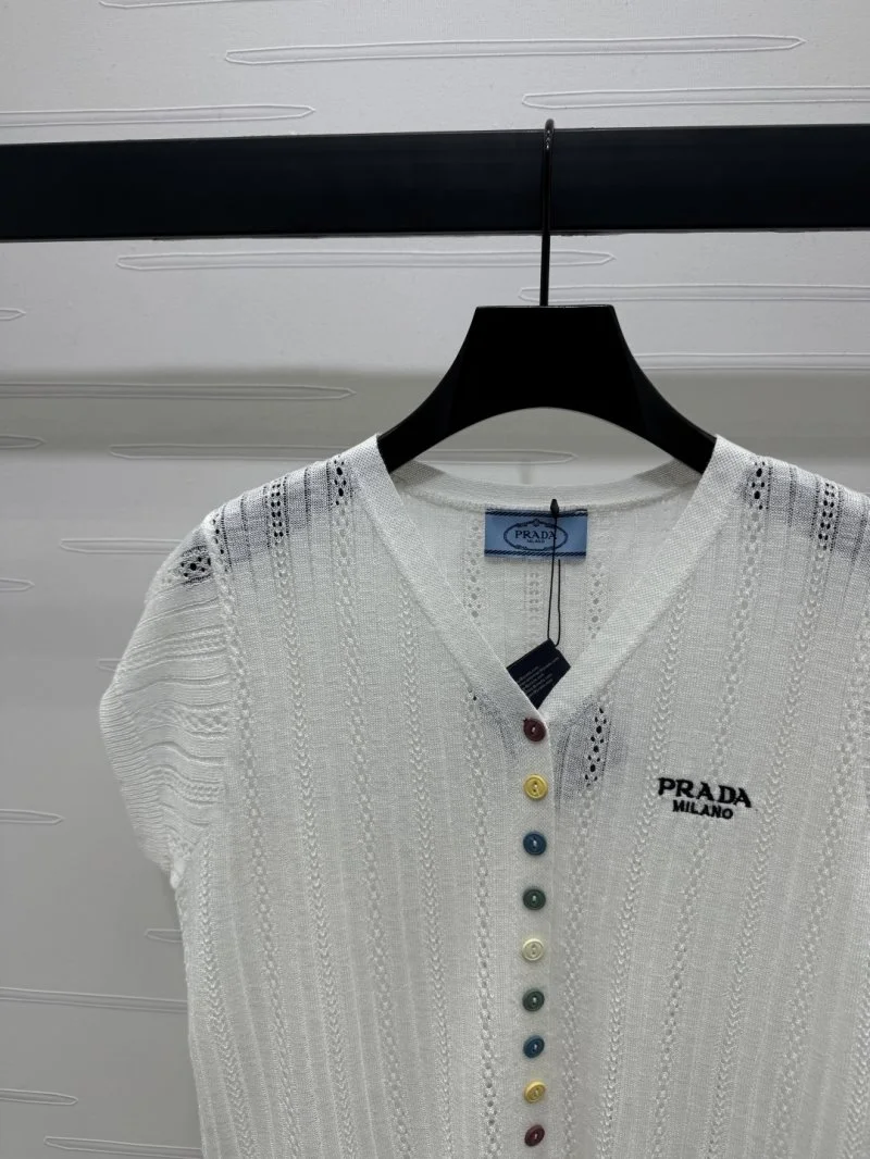 Bargain Prada T-Shirts