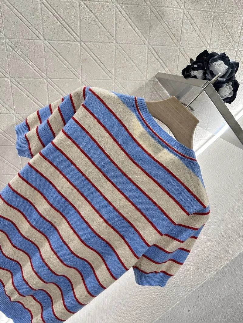 Factory-made Prada T-Shirts