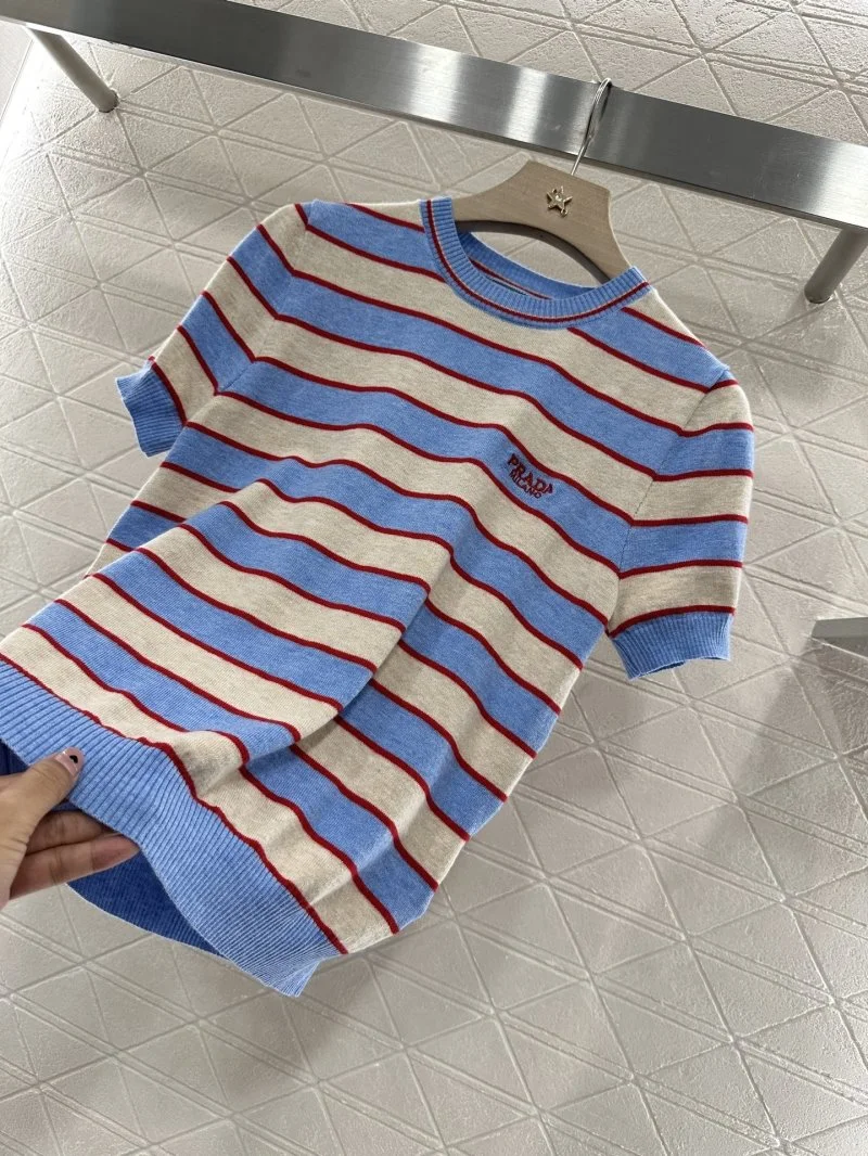 Factory-made Prada T-Shirts