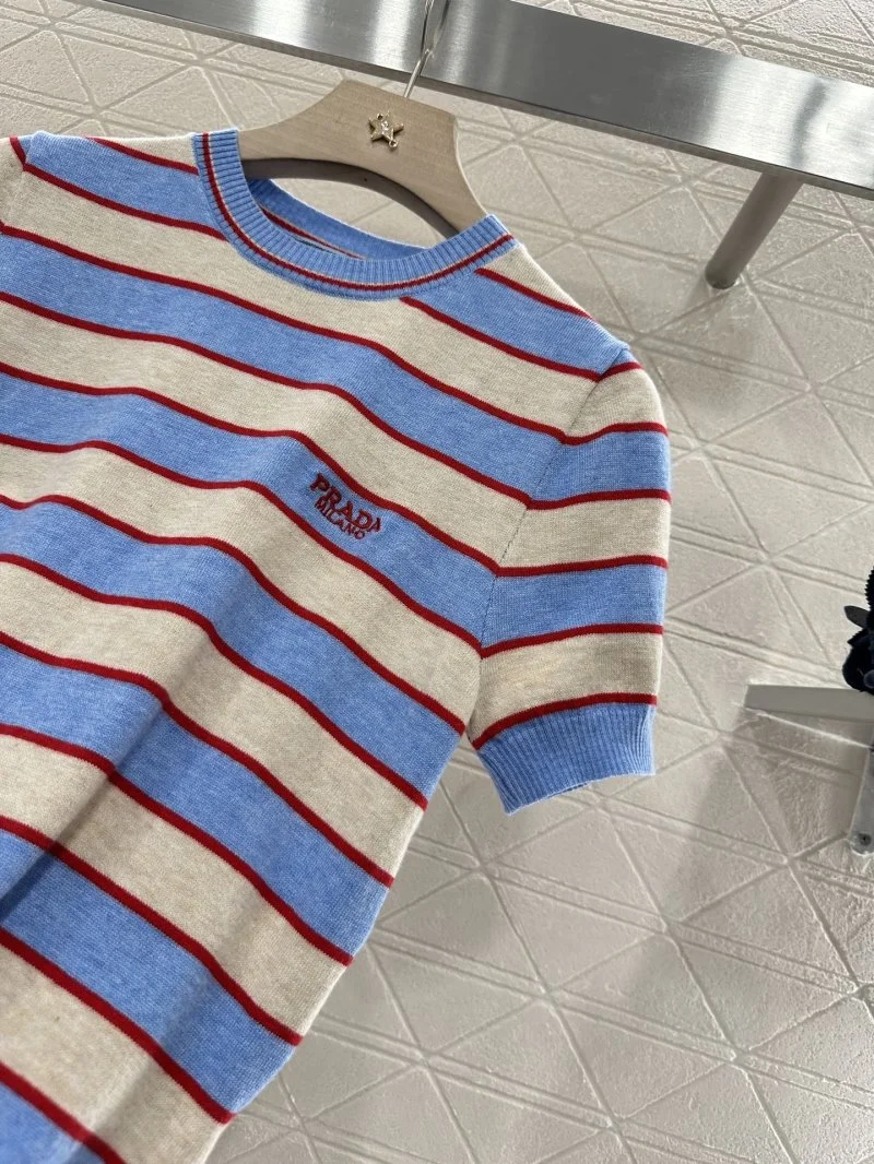 Factory-made Prada T-Shirts