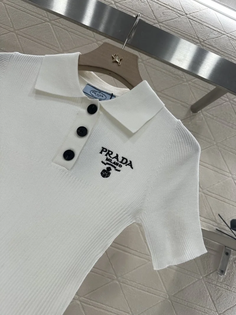 Accurate model Prada T-Shirts