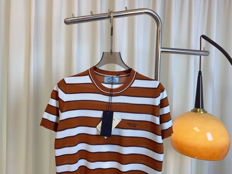 Bargain Prada T-Shirts