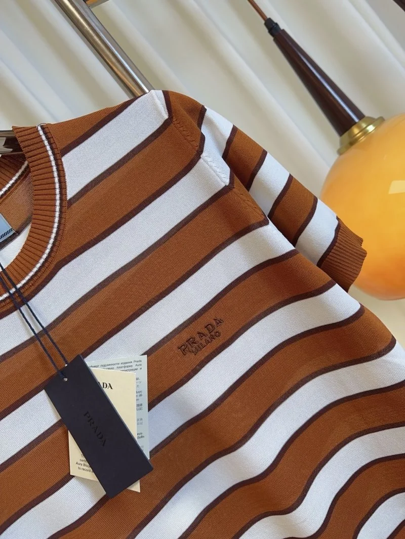 Bargain Prada T-Shirts