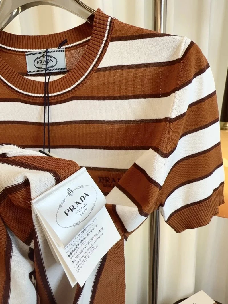 Bargain Prada T-Shirts