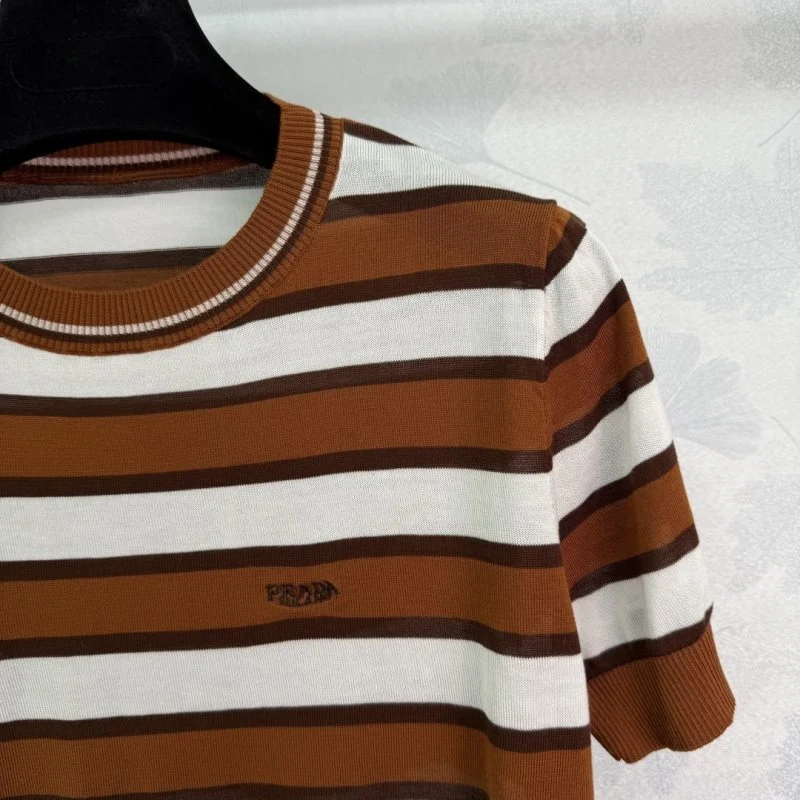 Cut-rate Prada T-Shirts