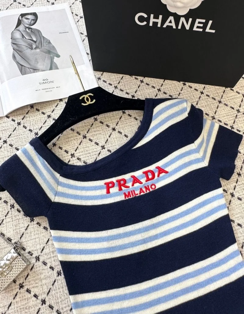 Top mirror Prada T-Shirts