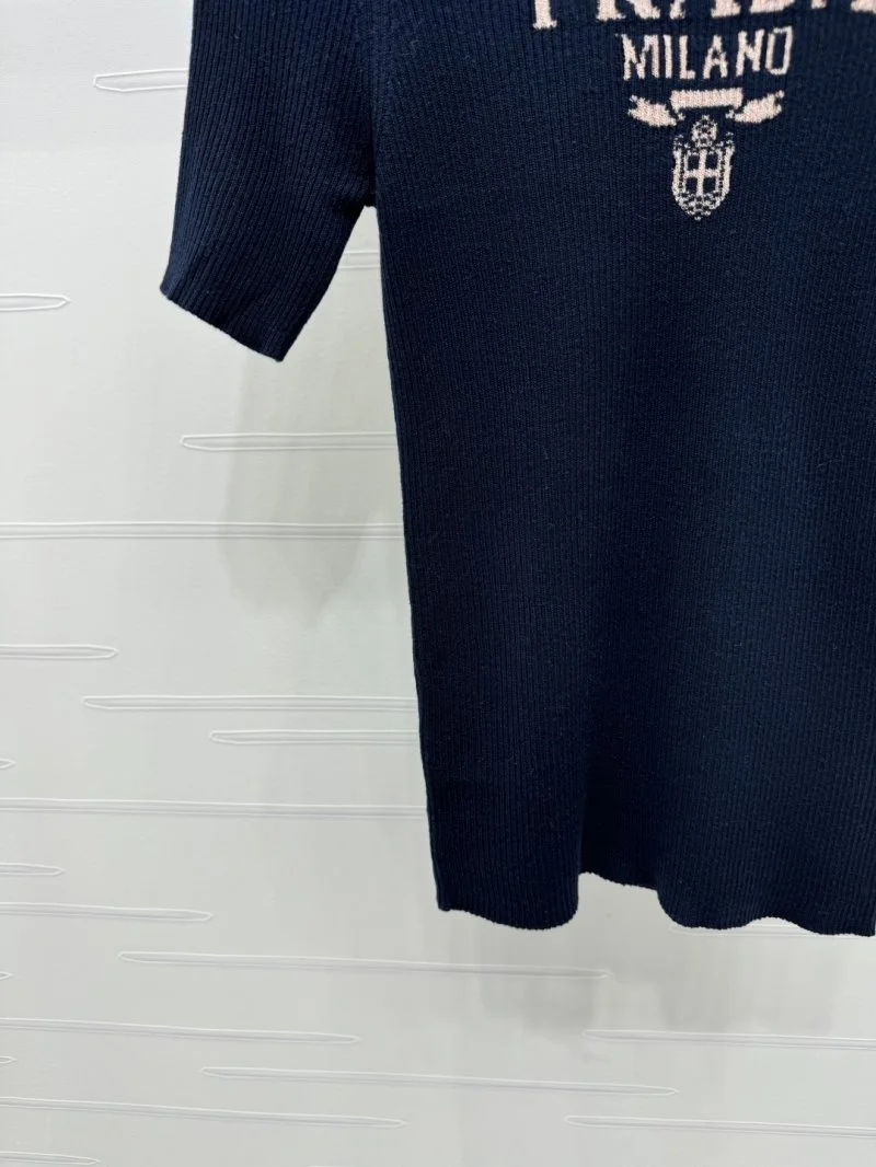 High fidelity Prada T-Shirts